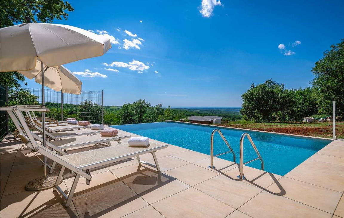 110 M² House ∙ 3 Bedrooms ∙ 5 Guests - Istria