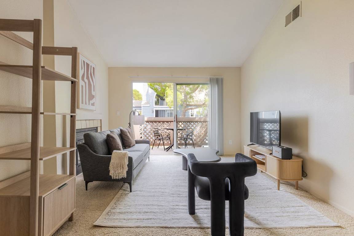97 M² Ferienwohnung ∙ 2 Schlafzimmer ∙ 4 Gäste - Foster City, CA