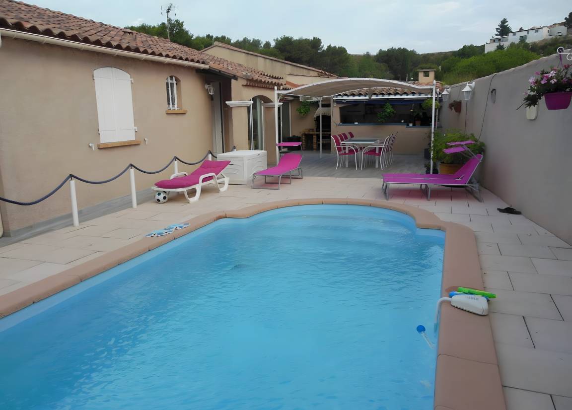 30 M² Maison De Vacances ∙ 1 Chambre ∙ 4 Personnes - Vitrolles