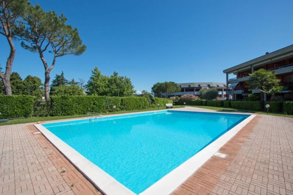 65 M² Ferienwohnung ∙ 1 Schlafzimmer ∙ 4 Gäste - Desenzano del Garda