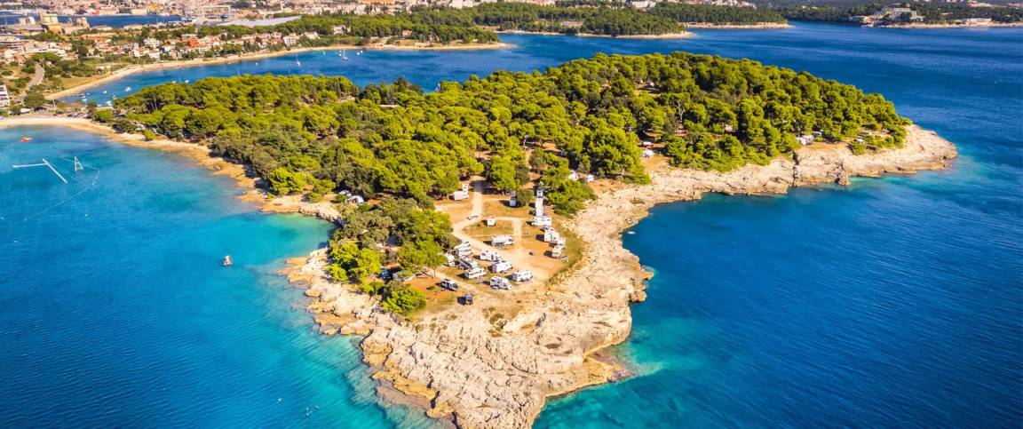 57 M² Caravan ∙ 2 Bedrooms ∙ 6 Guests - Fažana