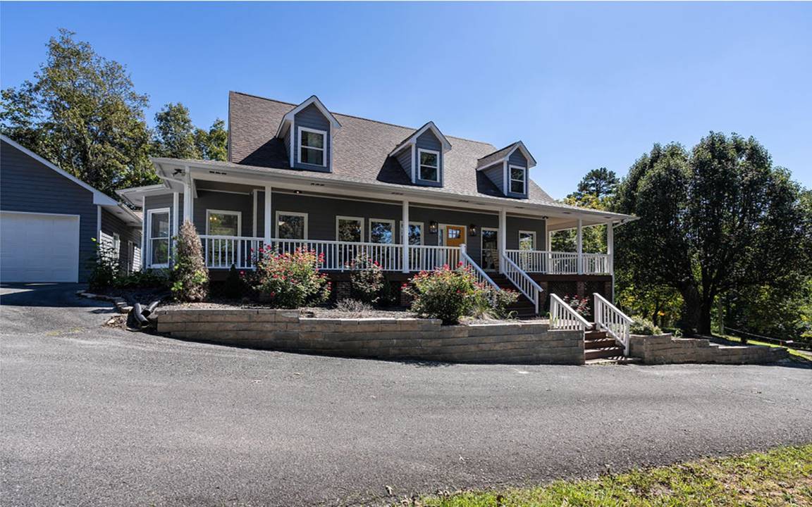 265 M² Cabin ∙ 5 Bedrooms ∙ 10 Guests - Pigeon Forge, TN