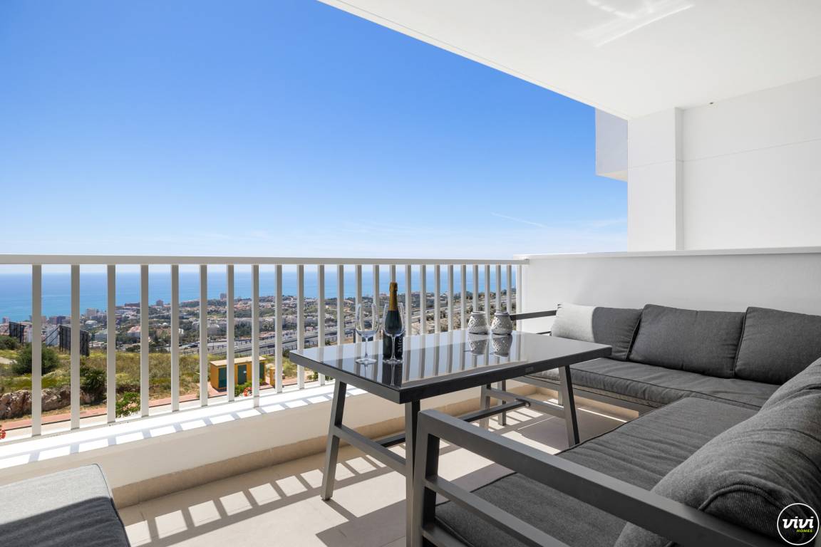 106 M² Apartment ∙ 3 Bedrooms ∙ 6 Guests - Benalmádena