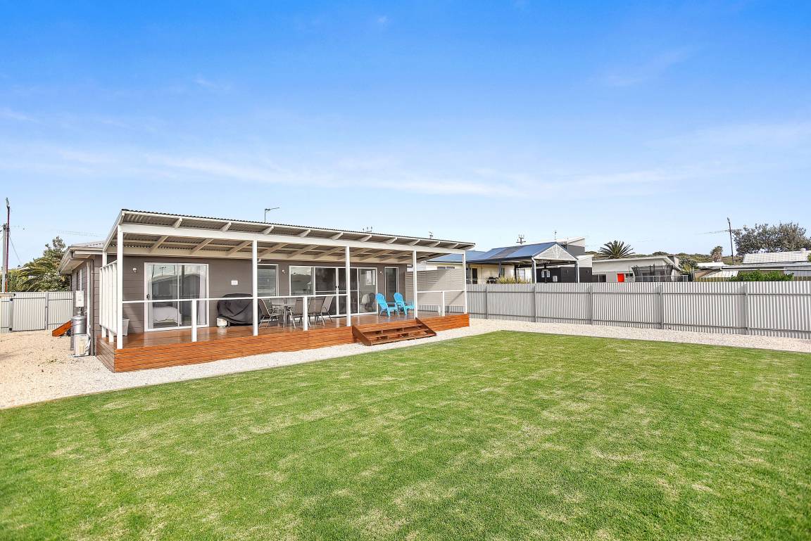 99 M² House ∙ 3 Bedrooms ∙ 6 Guests - Goolwa
