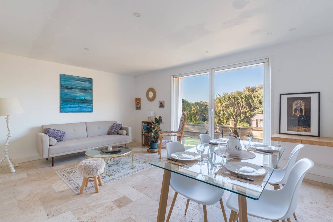 80 M² Appartement ∙ 2 Chambres ∙ 6 Personnes - Pertuis