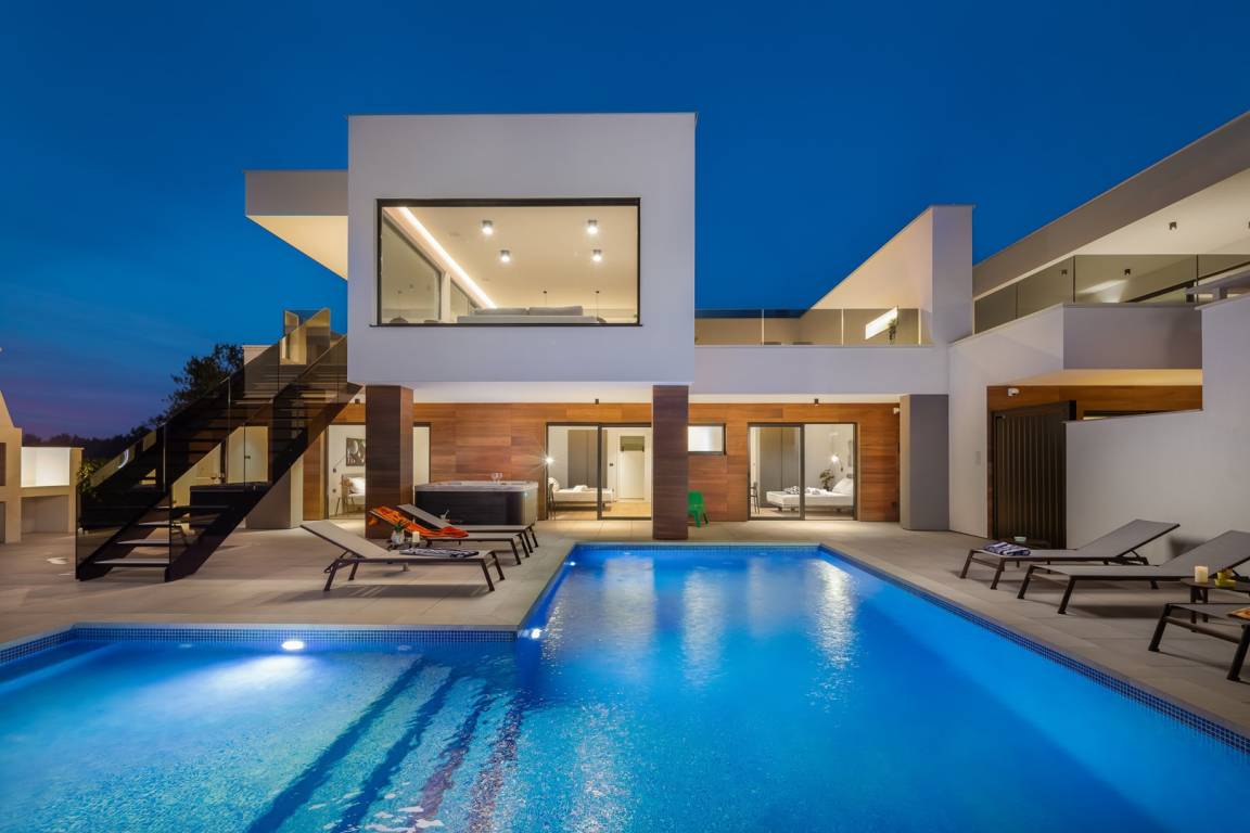 400 M² Villa ∙ 6 Chambres ∙ 12 Personnes - Rovinj