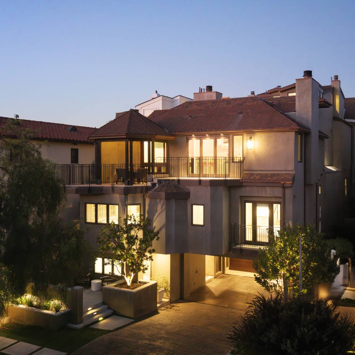 109 M² House ∙ 7 Bedrooms ∙ 14 Guests - Newport Beach, CA