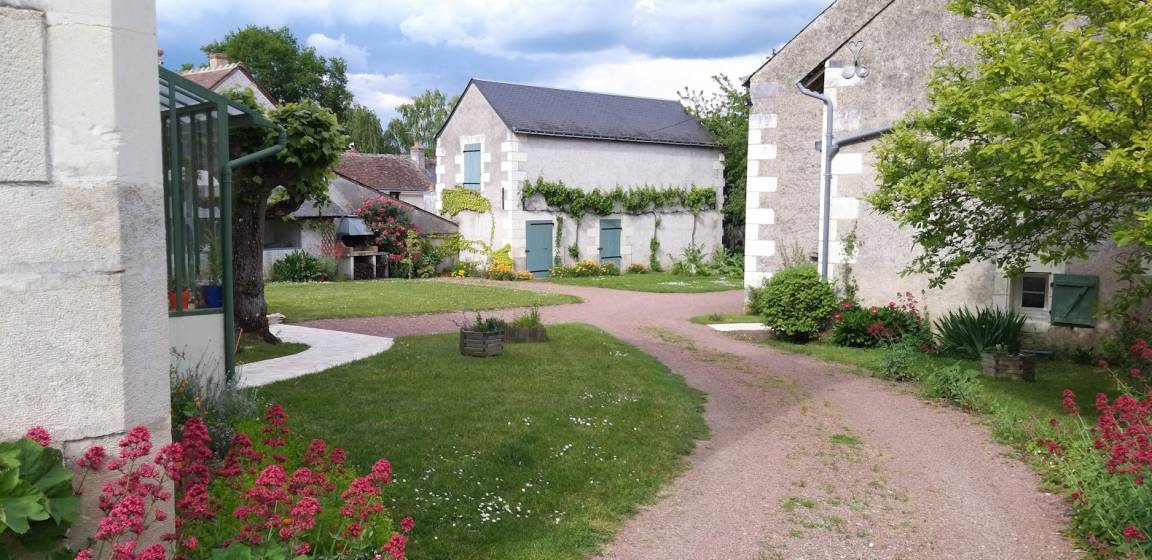 32 M² Bed And Breakfast ∙ 1 Bedroom ∙ 4 Guests - Langeais