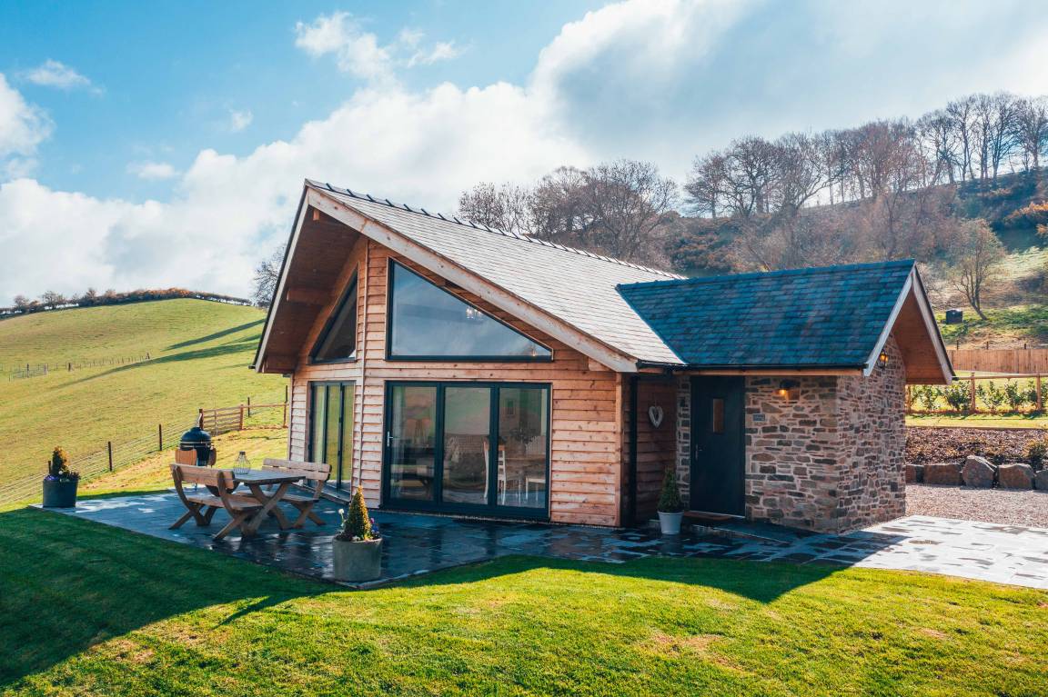 110 M² Cottage ∙ 2 Bedrooms ∙ 4 Guests - Welshpool