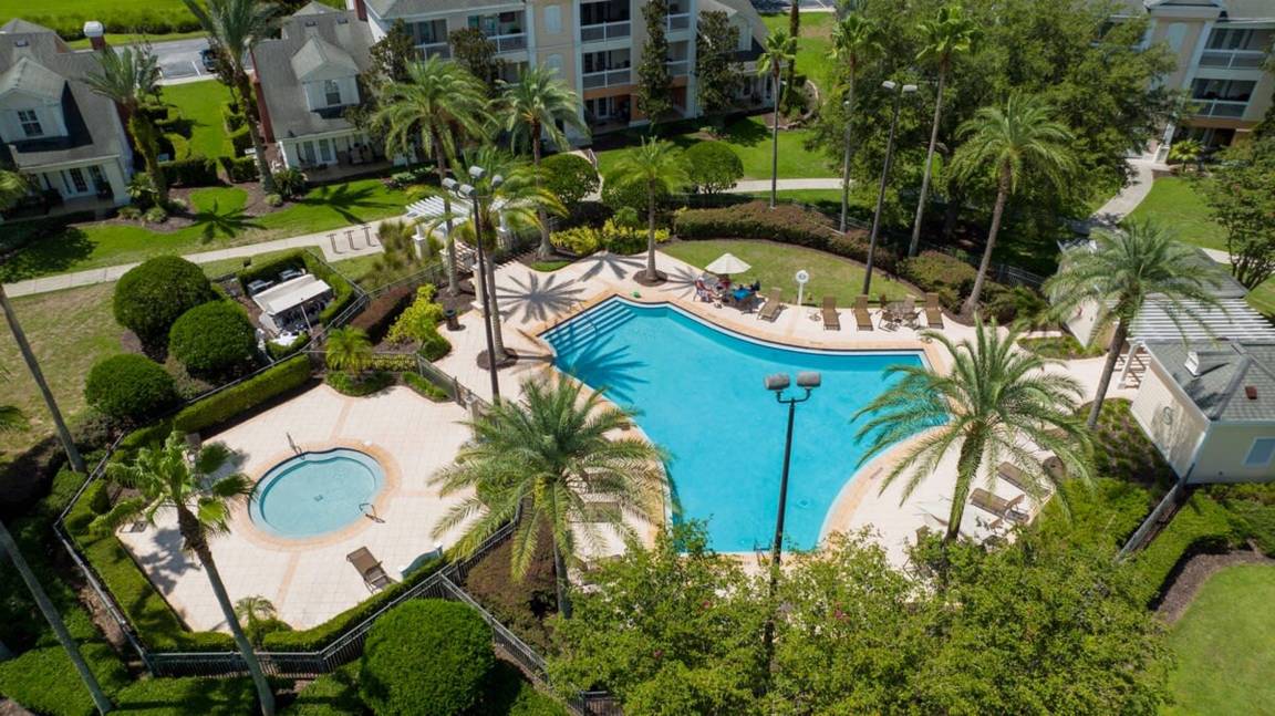 Apartment ∙ 3 Bedrooms ∙ 9 Guests - Davenport, FL