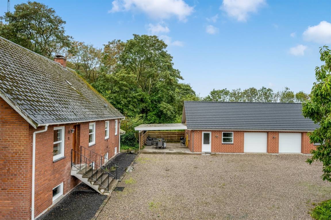 377 M² Talo ∙ 8 Makuuhuonetta ∙ 18 Vierasta - Billund