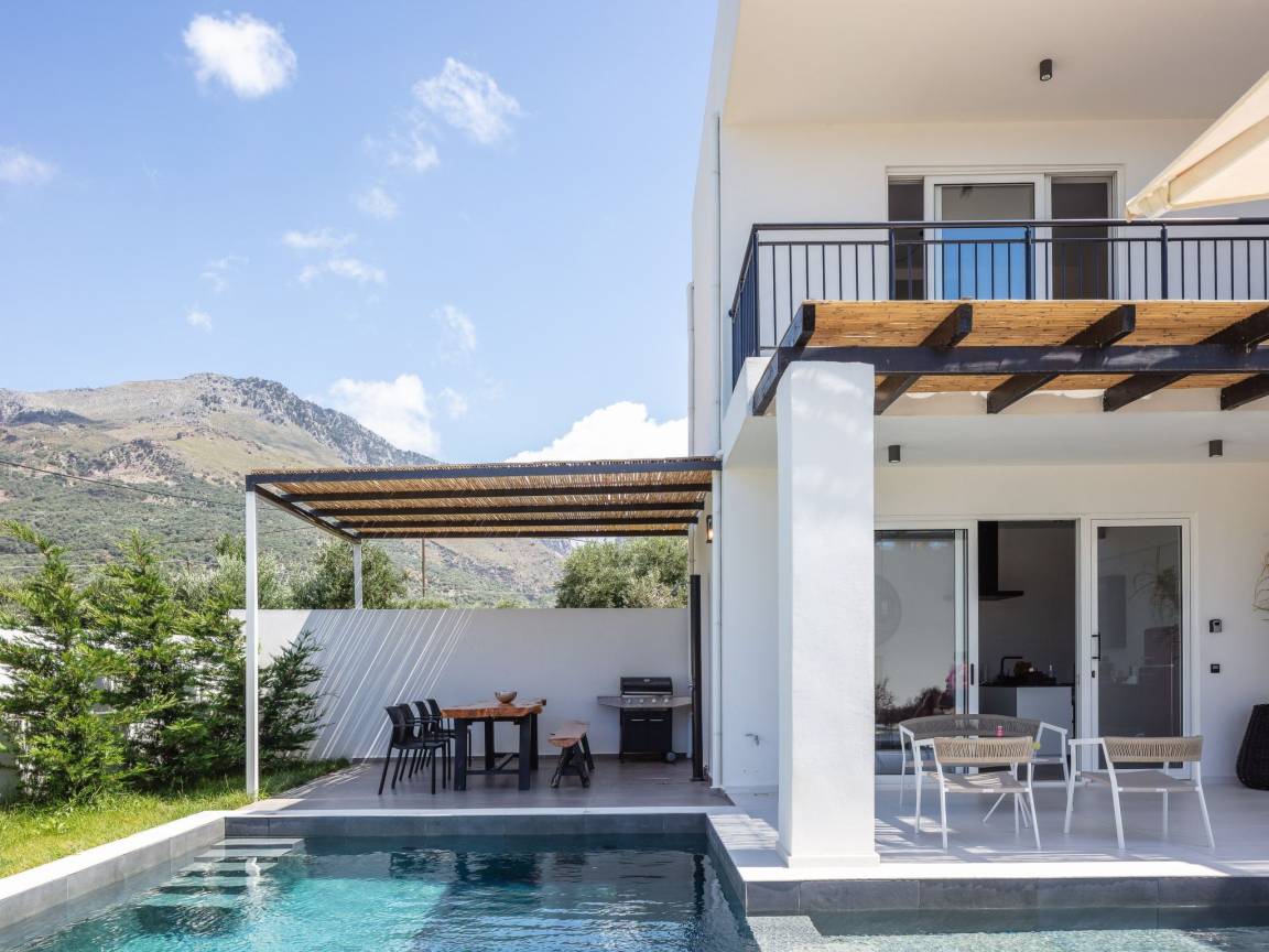 100 M² House ∙ 3 Bedrooms ∙ 7 Guests - Plakias