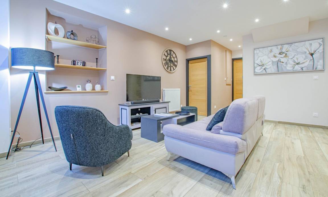 107 M² Gîte ∙ 3 Chambres ∙ 6 Personnes - Aube