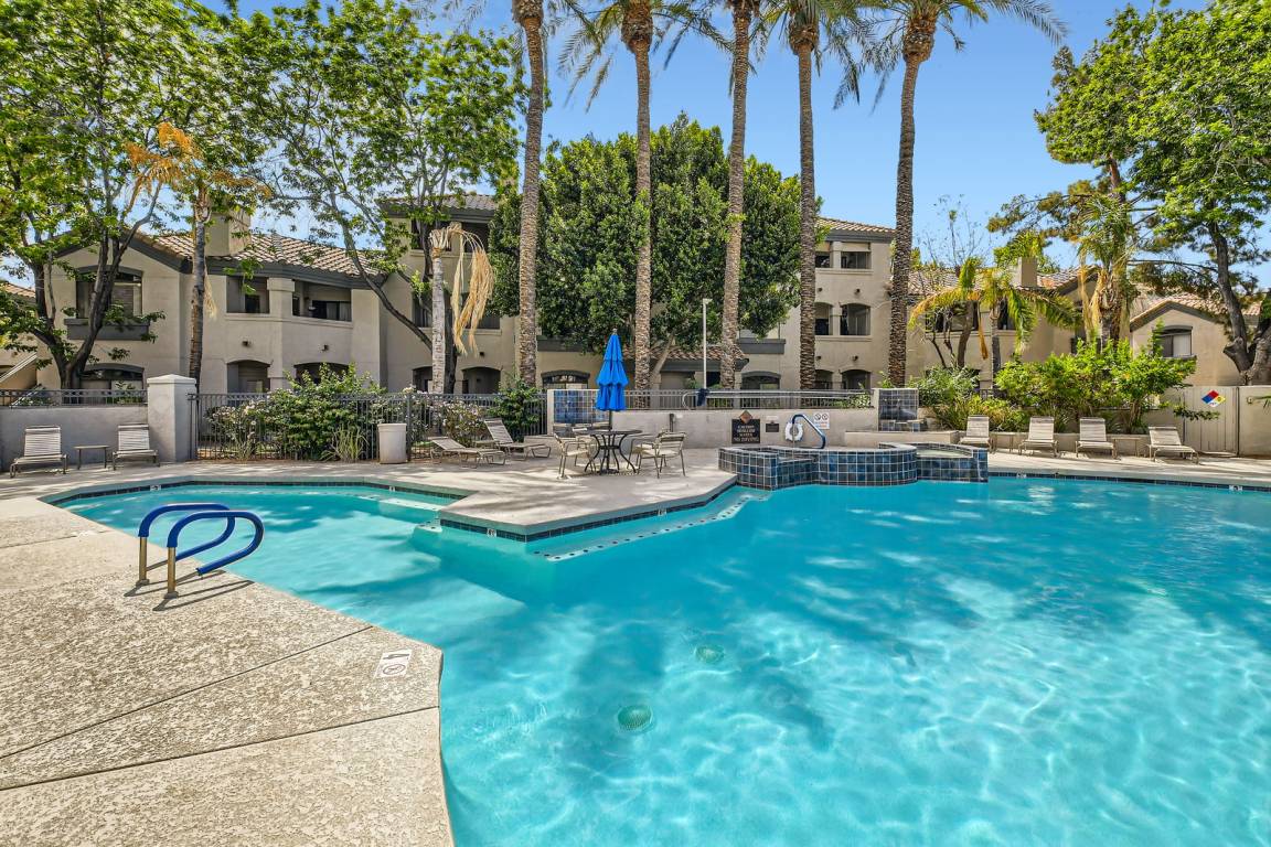 128 M² Condo ∙ 3 Bedrooms ∙ 8 Guests - Fountain Hills, AZ