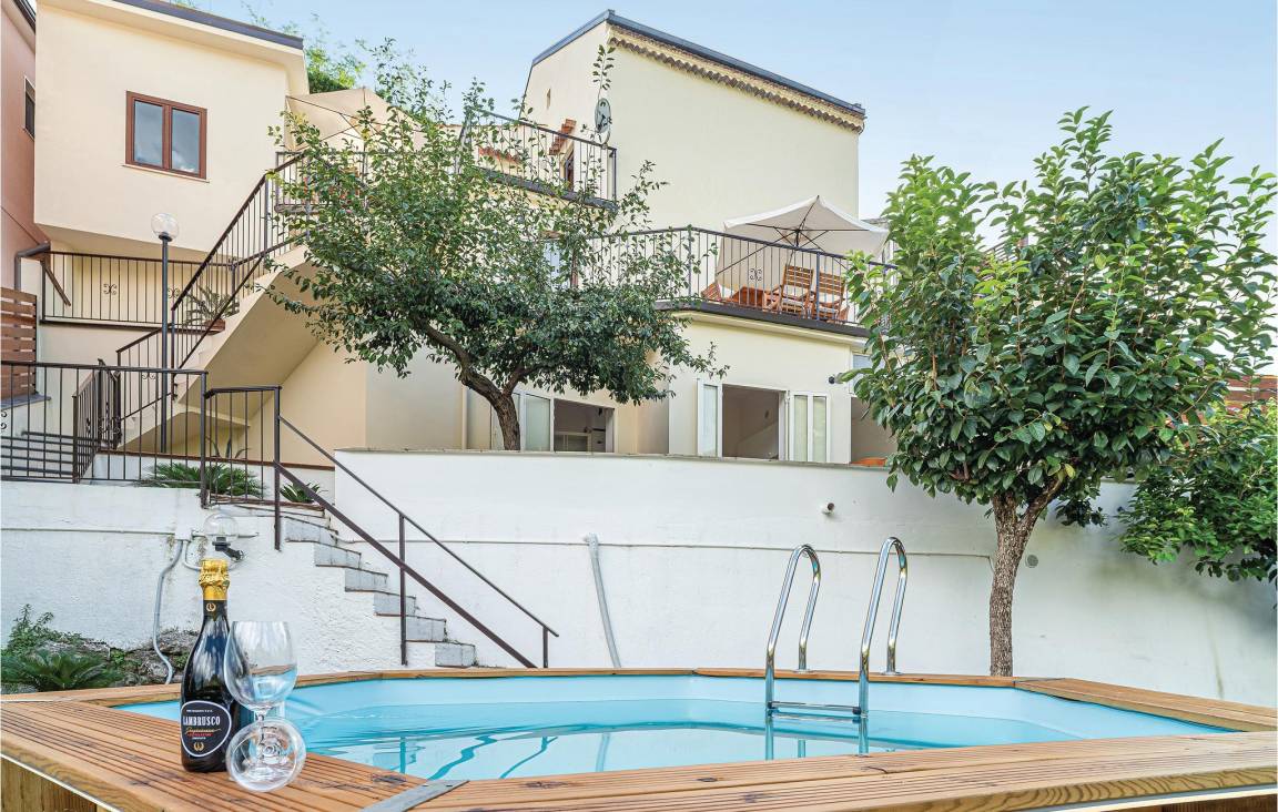 120 M² House ∙ 3 Bedrooms ∙ 7 Guests - Campania