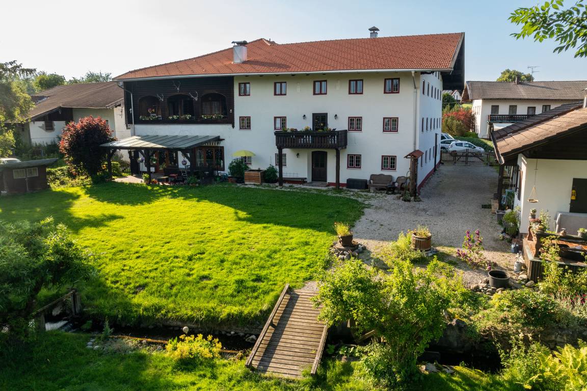 75 M² Apartament ∙ 2 Gości - Obing