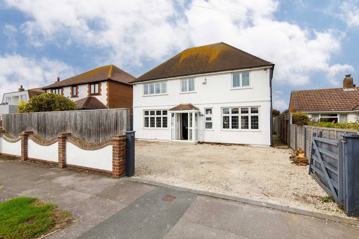 204 M² House ∙ 4 Bedrooms ∙ 7 Guests - West Wittering