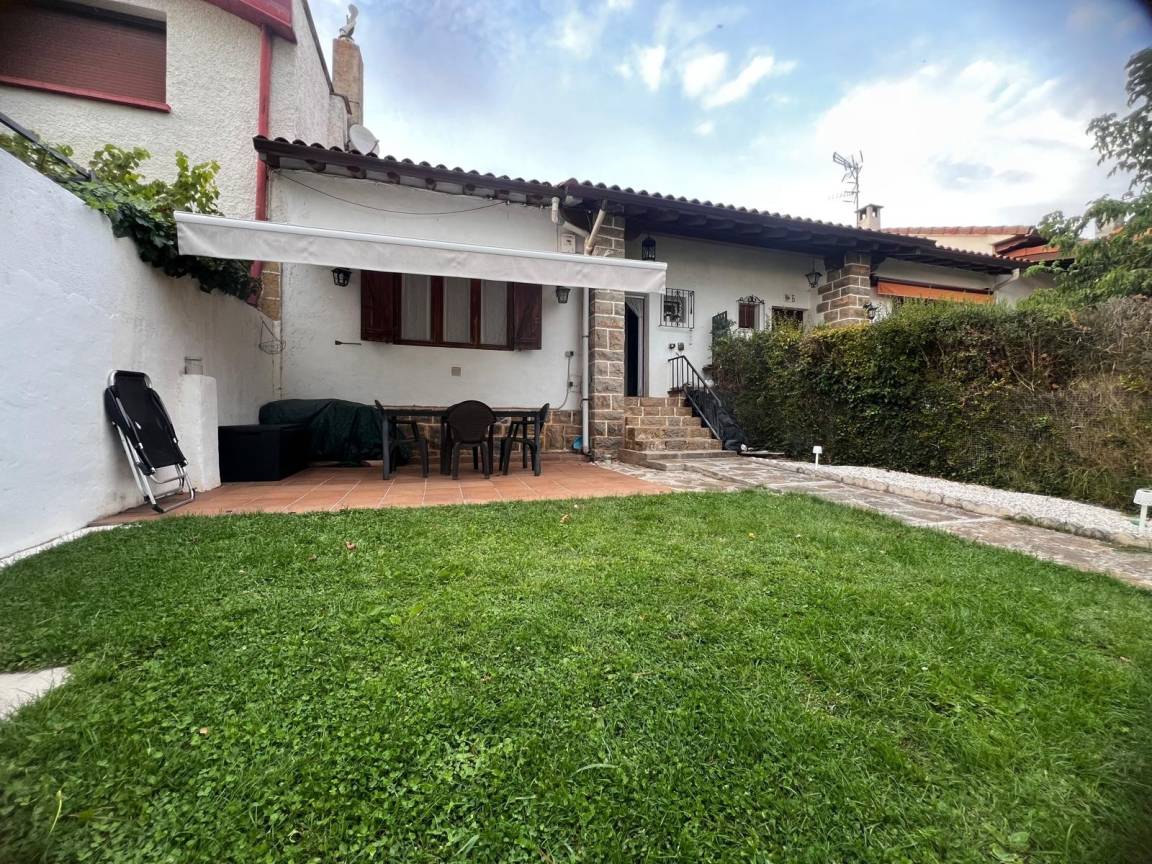 50 M² Casa ∙ 2 Habitaciones ∙ 4 Huéspedes - Lumbier