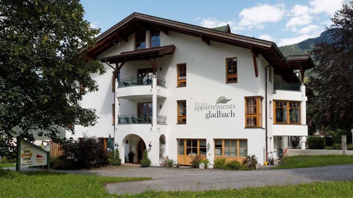 60 M² Ferienwohnung ∙ 1 Schlafzimmer ∙ 4 Gäste - Reutte