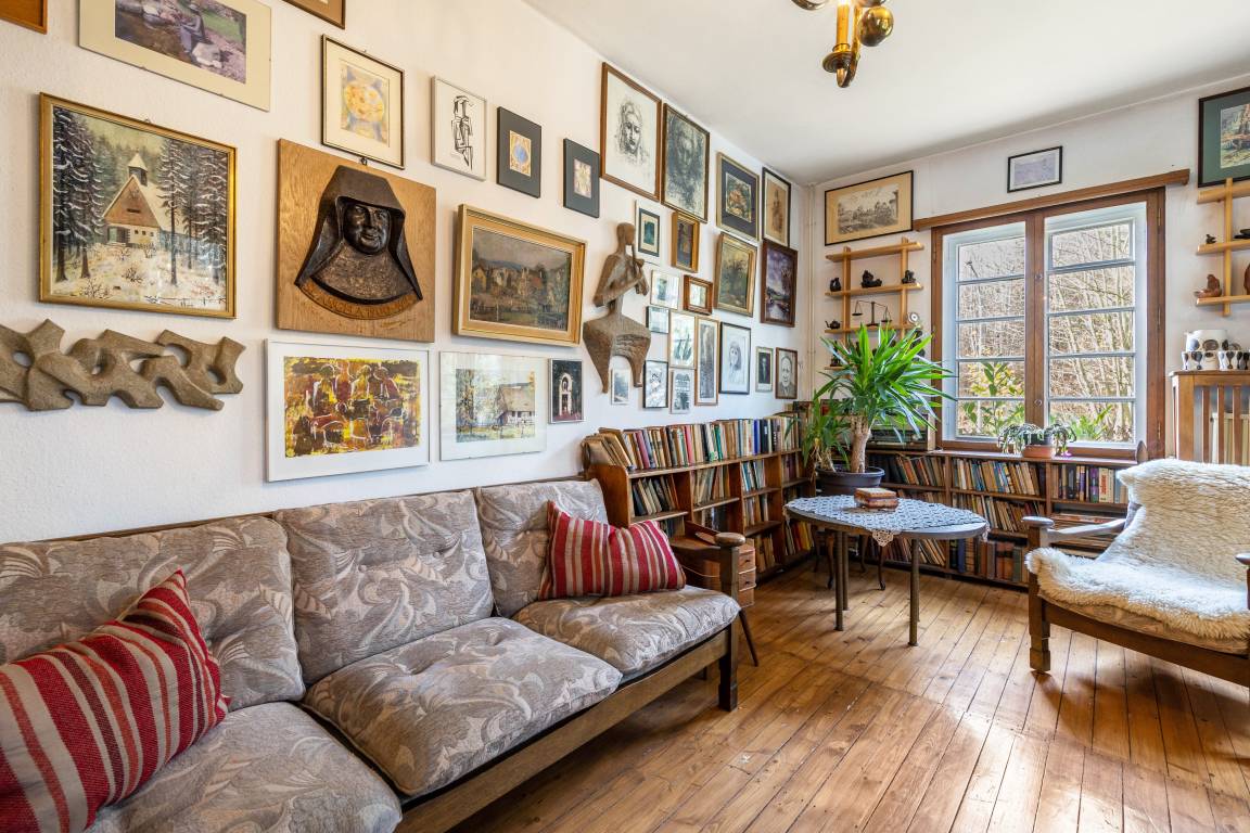 240 M² Ferienhaus ∙ 4 Schlafzimmer ∙ 18 Gäste - Lennestadt