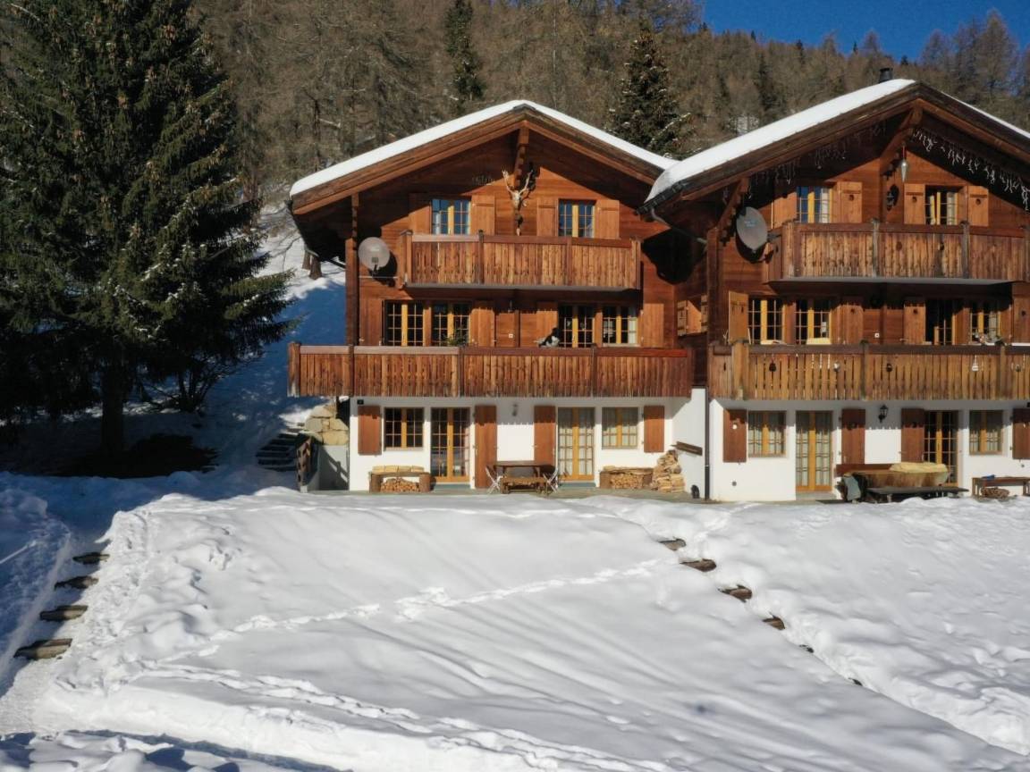 200 M² Maison De Vacances ∙ 4 Chambres ∙ 8 Personnes - Bellwald