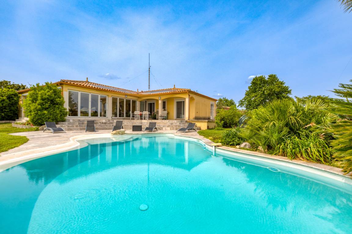 175 M² Ferienhaus ∙ 3 Schlafzimmer ∙ 6 Gäste - Saint-Gilles