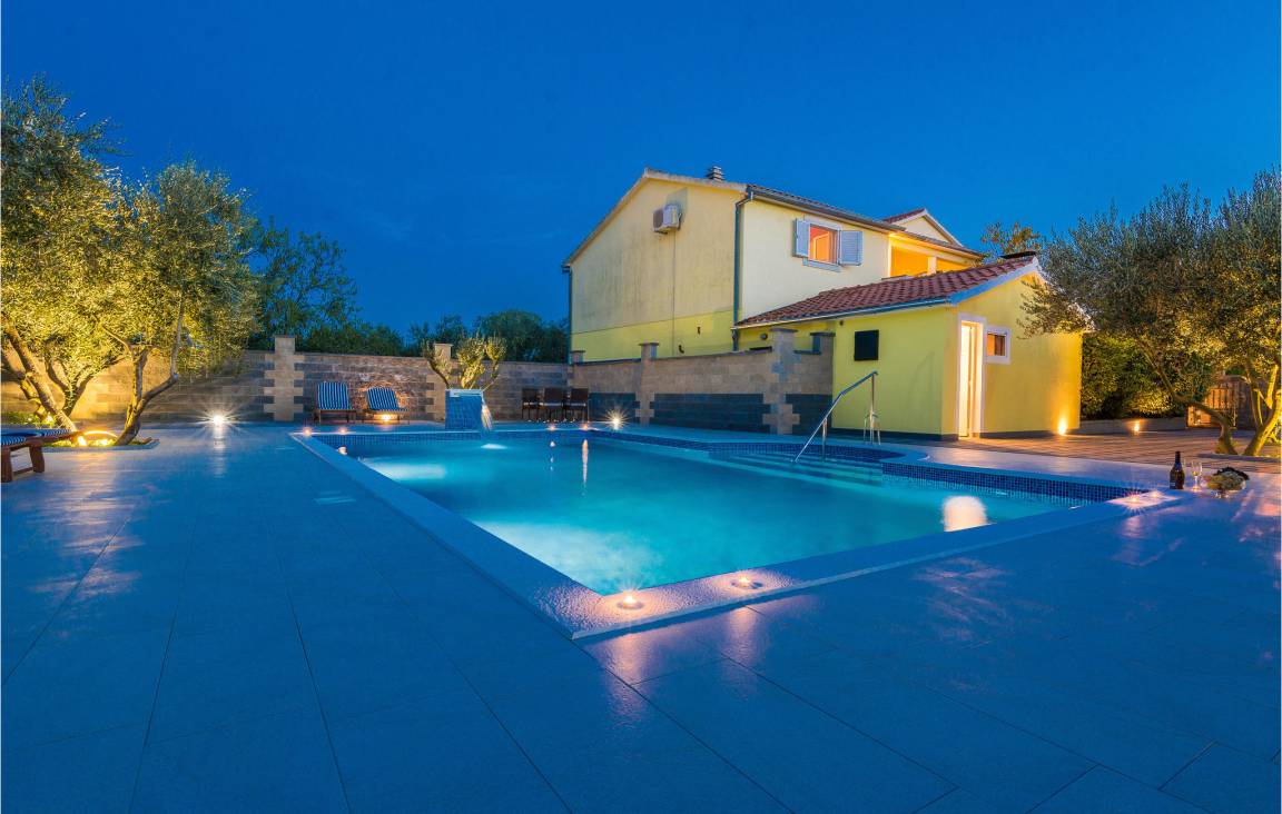 64 M² Apartment ∙ 2 Bedrooms ∙ 4 Guests - Biograd na Moru