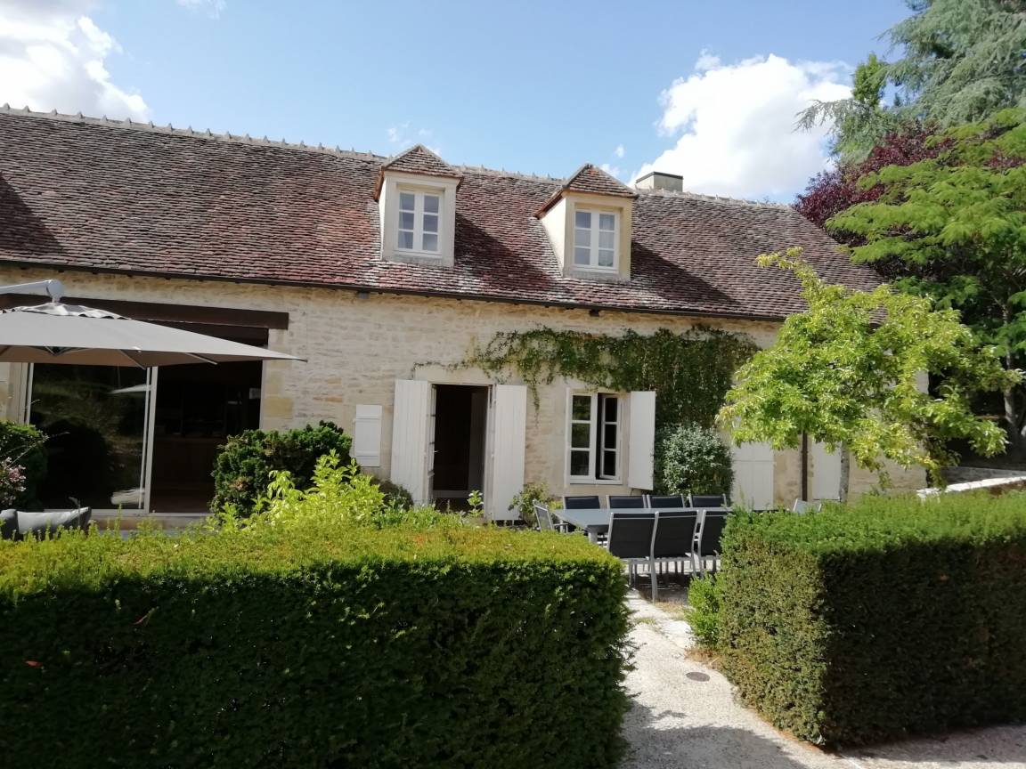 280 M² Casa Rural ∙ 7 Habitaciones ∙ 14 Huéspedes - Saint-Amand-Montrond