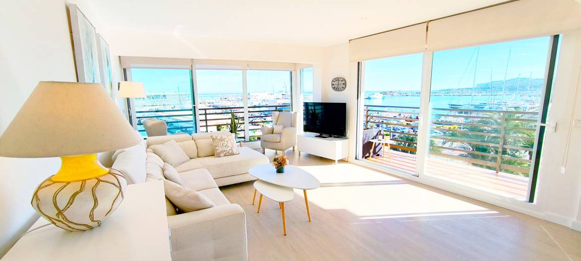 90 M² Apartment ∙ 3 Bedrooms ∙ 5 Guests - Dénia
