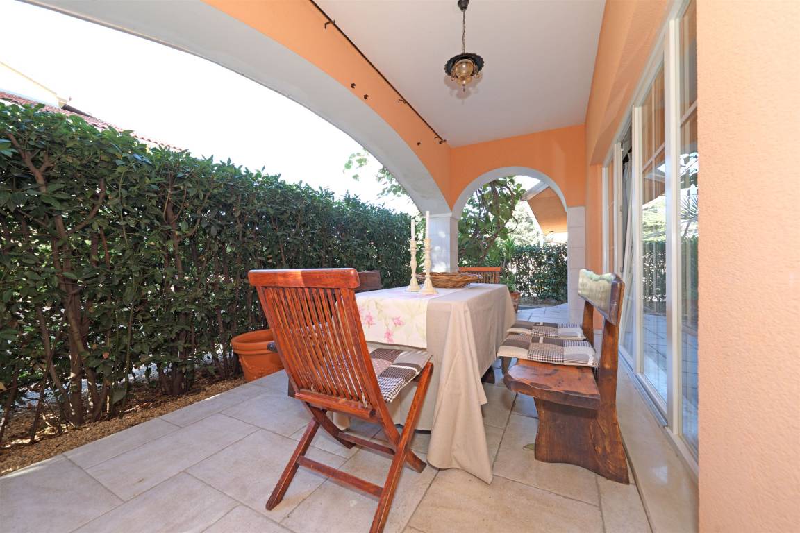 100 M² Apartament ∙ 2 Sypialnie ∙ 6 Gości - Mandre