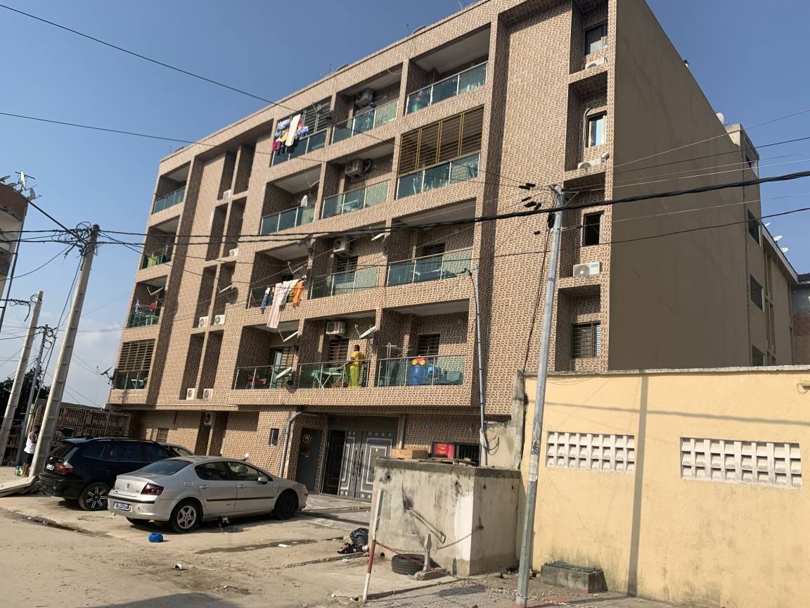 75 M² Apartment ∙ 2 Bedrooms ∙ 4 Guests - Abidjan