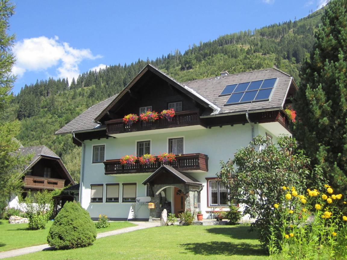 38 M² Ferienwohnung ∙ 1 Schlafzimmer ∙ 4 Gäste - Donnersbachwald