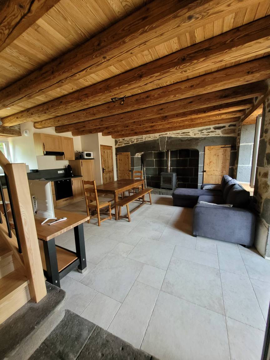 100 M² Maison De Vacances ∙ 3 Chambres ∙ 9 Personnes - Saint-Flour