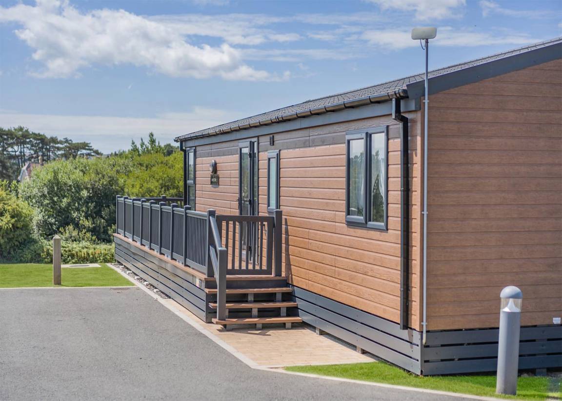 Chalet ∙ 2 Bedrooms ∙ 4 Guests - Bembridge