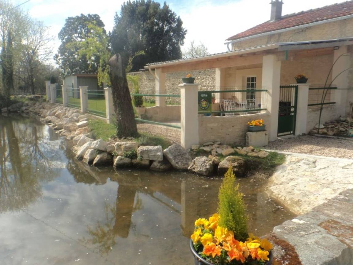 45 M² Cottage ∙ 2 Chambres ∙ 4 Personnes - Cognac
