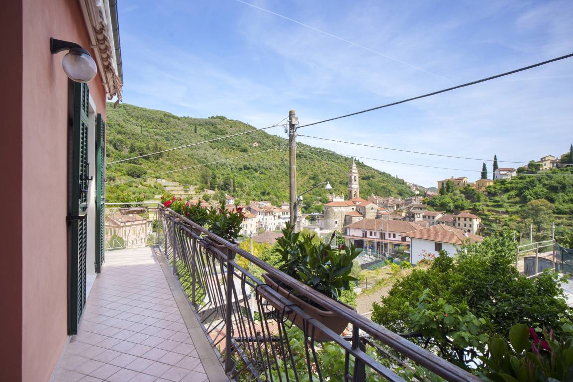80 M² Ferienwohnung ∙ 2 Schlafzimmer ∙ 3 Gäste - Dolcedo