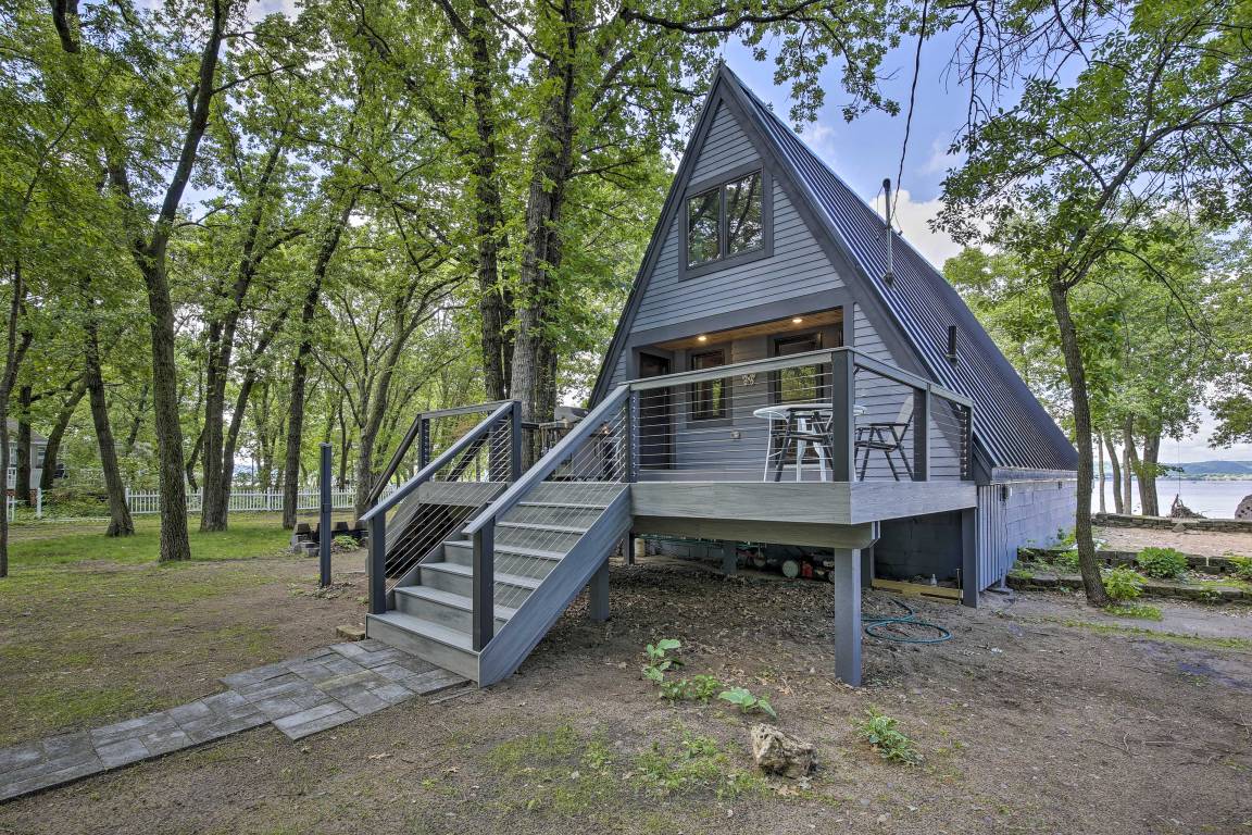 83 M² Cottage ∙ 2 Bedrooms ∙ 6 Guests - Frontenac State Park, Frontenac