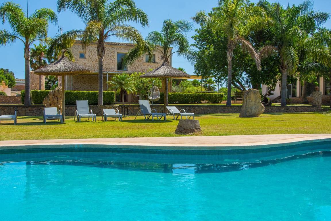 200 M² Maison De Campagne ∙ 4 Chambres ∙ 10 Personnes - Majorque
