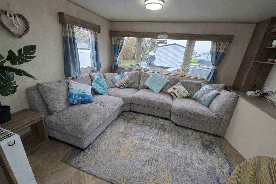 110 M² Cabin ∙ 3 Bedrooms ∙ 6 Guests - Lincolnshire