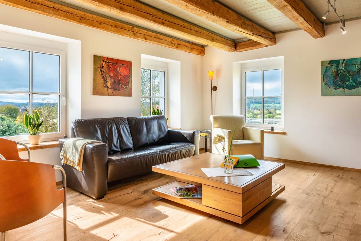 100 M² Ferienwohnung ∙ 2 Schlafzimmer ∙ 8 Gäste - Meersburg