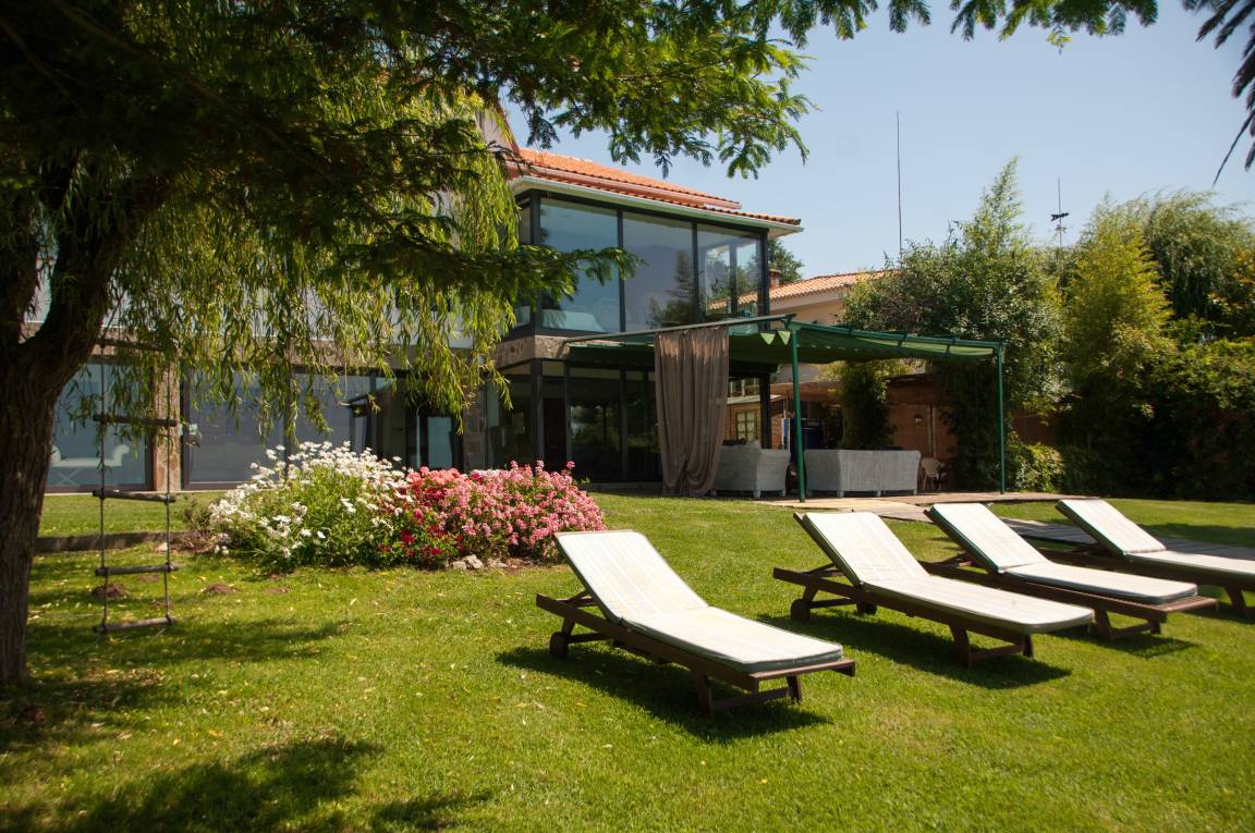 400 M² Villa ∙ 6 Habitaciones ∙ 17 Huéspedes - Ares