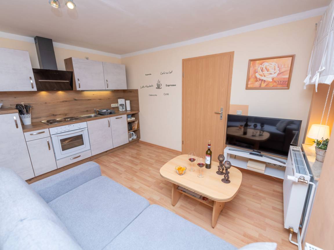 30 M² Ferienwohnung ∙ 1 Schlafzimmer ∙ 2 Gäste - Hettstedt