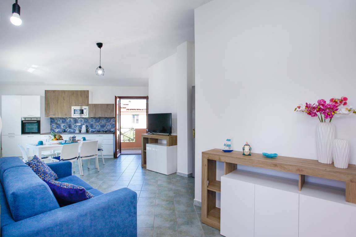 65 M² House ∙ 2 Bedrooms ∙ 6 Guests - Orosei