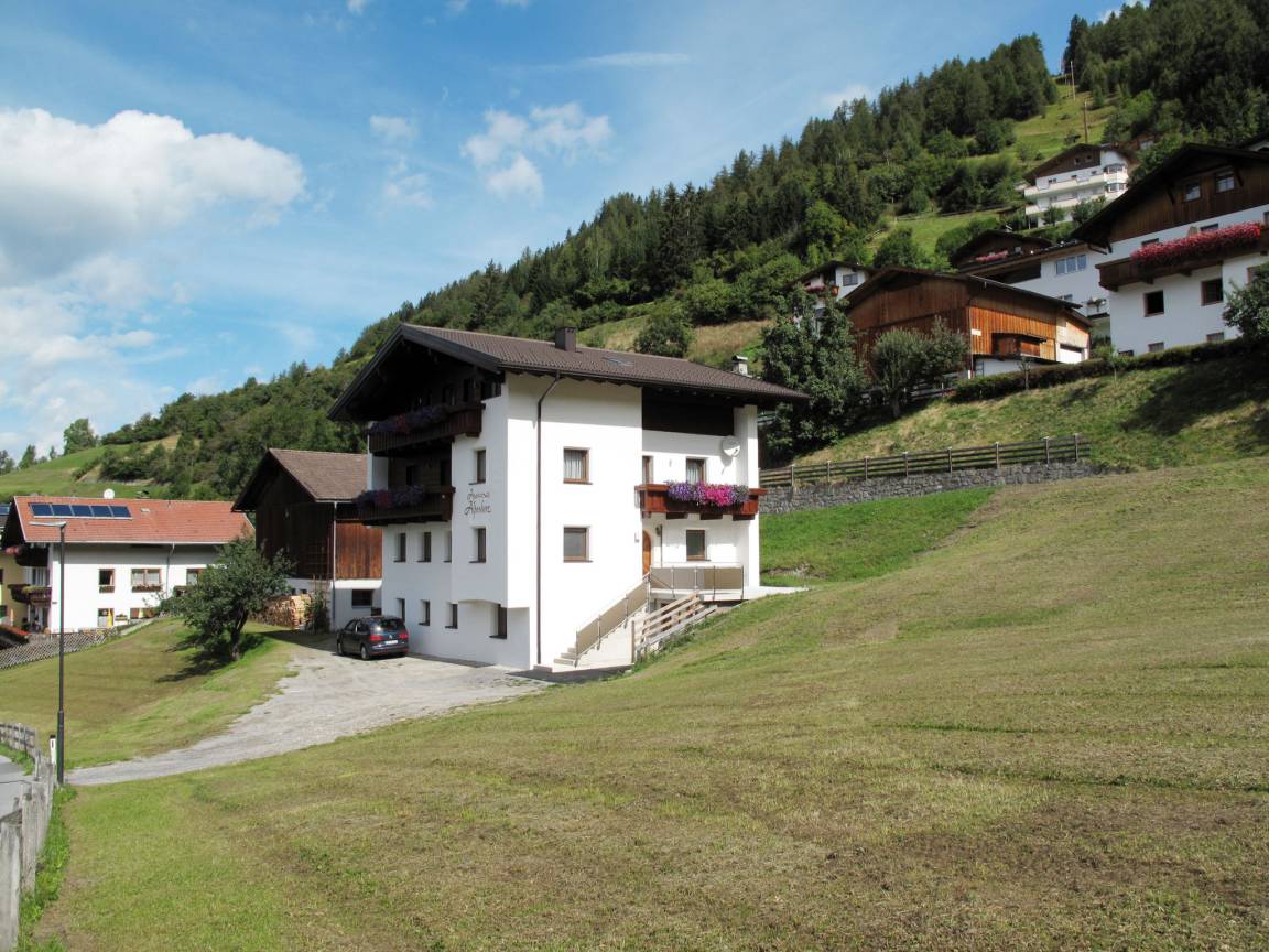 27 M² Appartement ∙ 1 Chambre ∙ 2 Personnes - Fiss