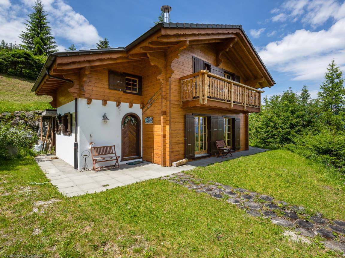 105 M² Ferienhaus ∙ 4 Schlafzimmer ∙ 8 Gäste - Kanton Wallis