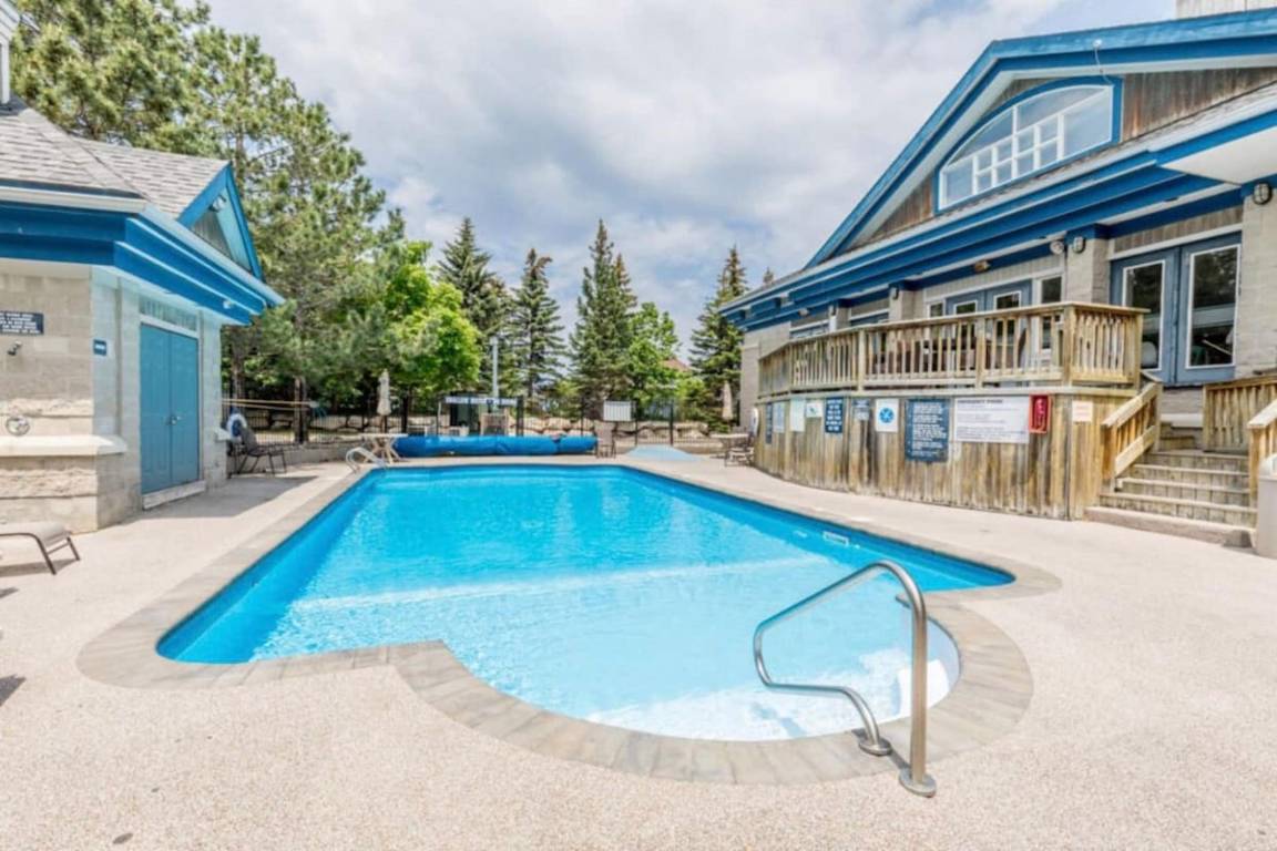 Apartment ∙ 1 Bedroom ∙ 6 Guests - Ontario