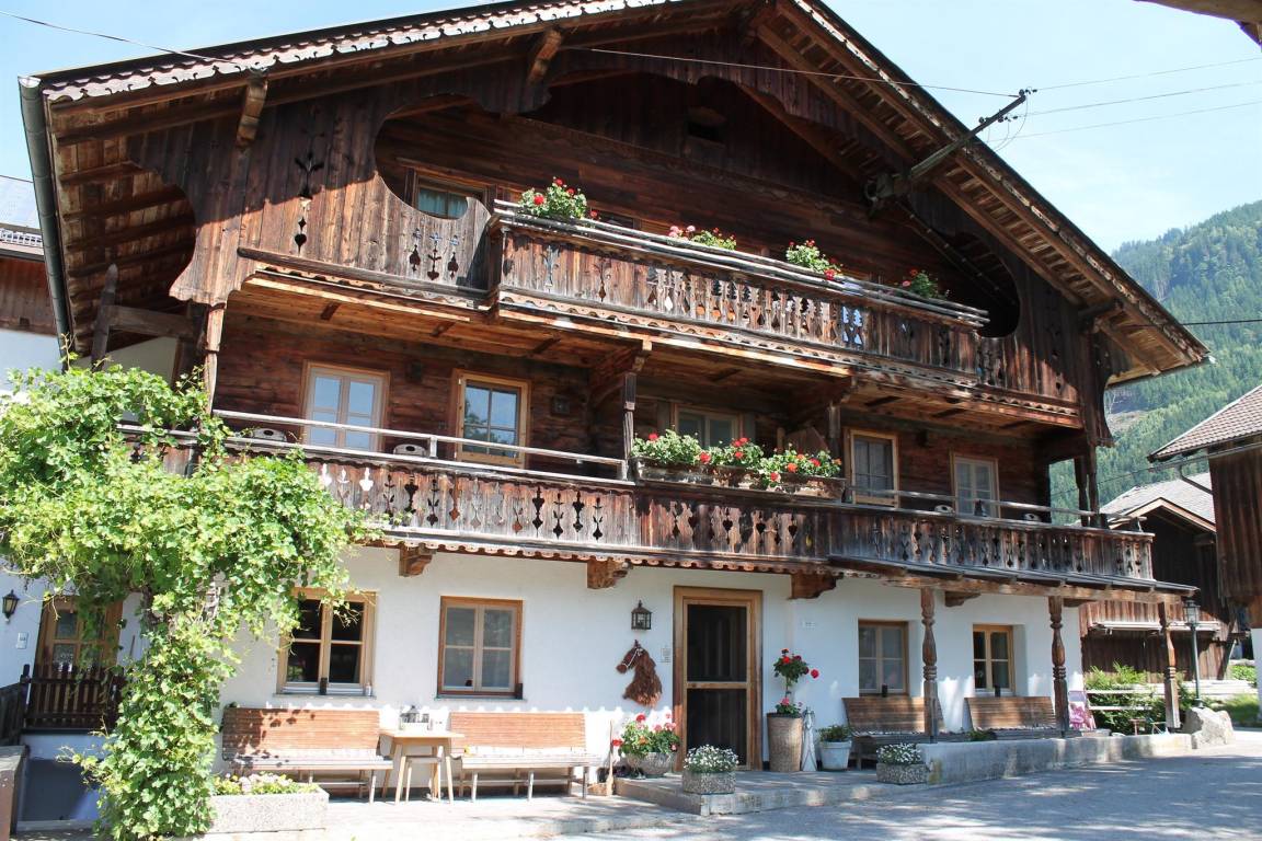 70 M² Apartment ∙ 2 Bedrooms ∙ 5 Guests - Kaltenbach
