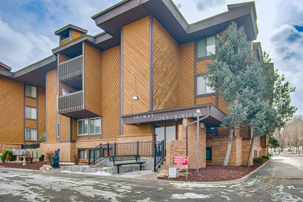 75 M² Apartment ∙ 1 Bedroom ∙ 3 Guests - Colorado Springs, CO