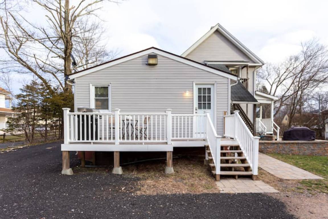 83 M² Apartment ∙ 1 Bedroom ∙ 2 Guests - Wallingford, CT