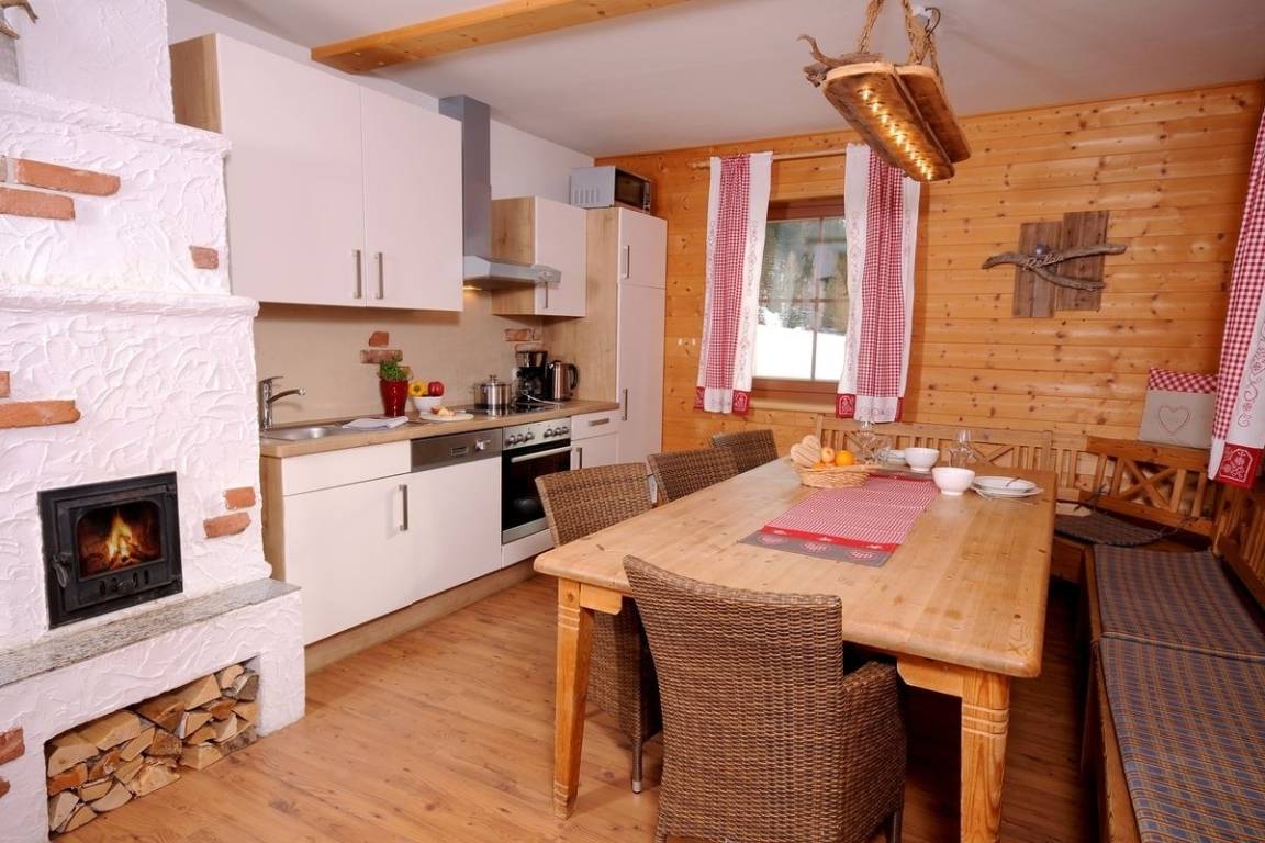 140 M² Huis ∙ 4 Slaapkamers ∙ 10 Gasten - Karinthië